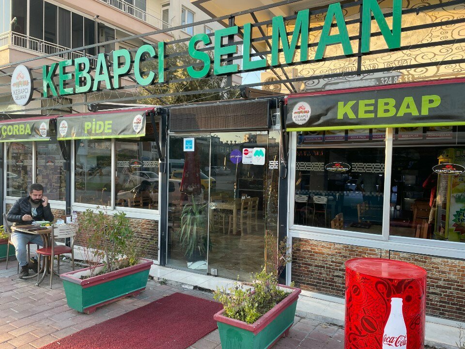 Restoran Kebapçı Selman Çorba & Kebap & Dürüm Evi, Antalya, foto