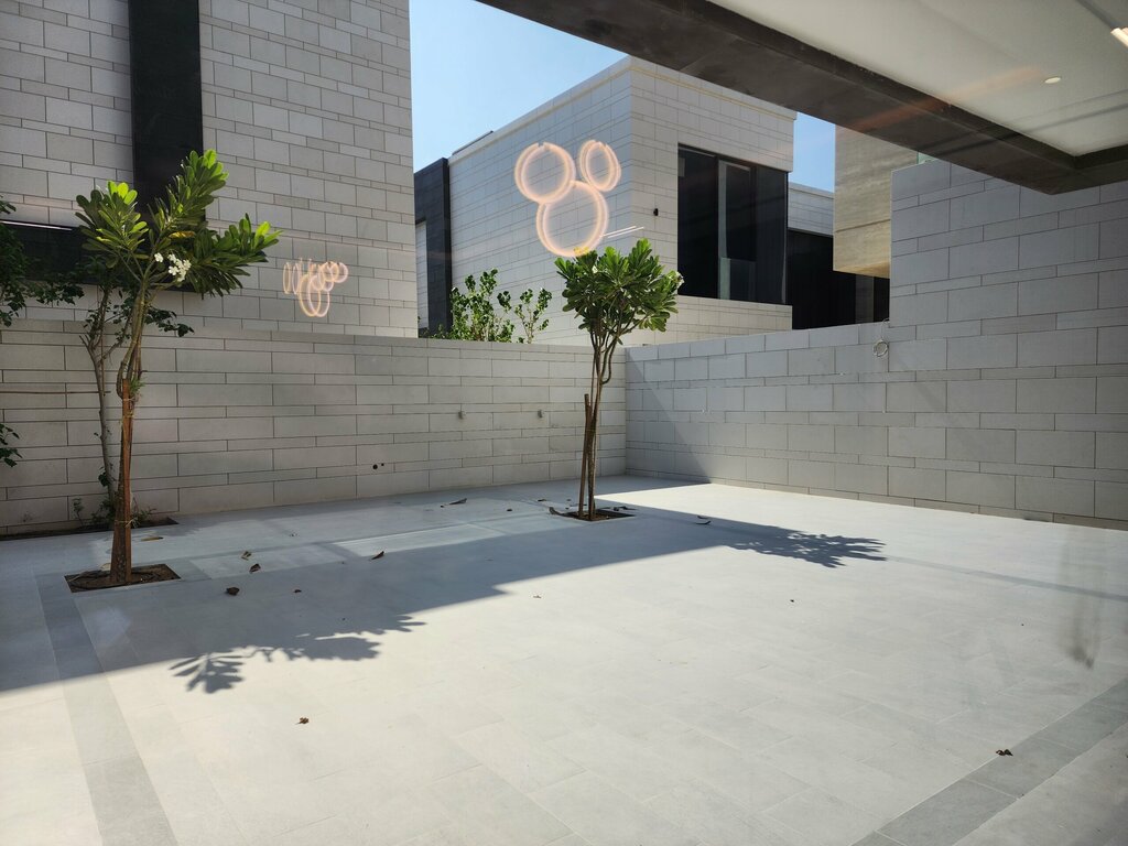 Ticari gayrimenkul alım satımı Matrixx Real Estate, Dubai, foto