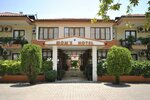 Moms Hotel (Antalya, Kemer, Çamyuva Mah., 59. Sok., 2), otel  Kemer'den