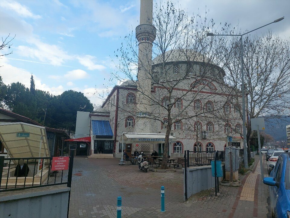 Cami Çamlıca Mahallesi Nazif Akkan Cami, Bursa, foto