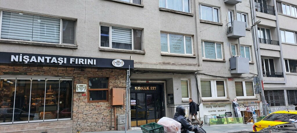 Özel ağız ve diş sağlığı klinikleri ve muayenehaneleri Dt. Yaman Tunç, İstanbul, foto