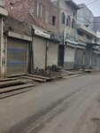 Asim Shahzad (Province of Punjab, Lahore, Landa Bazar), alüminyum doğrama  Lahor'dan