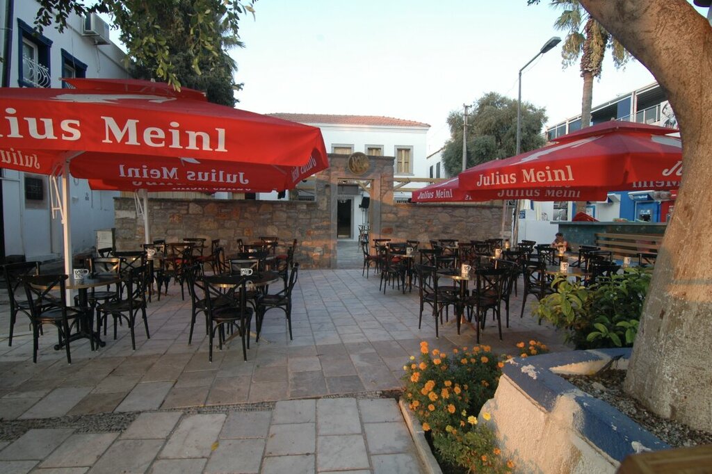 Kafe Dada Salon Brasserie & Jukebox, Bodrum, foto