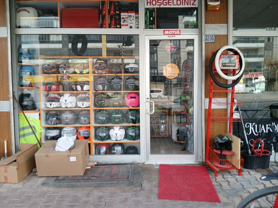 Motosiklet yedek parçaları Kabakcı Motor, Konya, foto