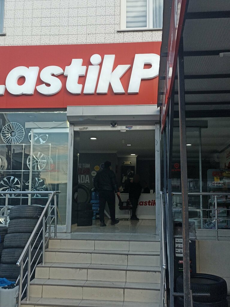 Jant ve lastikçiler LastikPark - Özbay Lastik, İstanbul, foto