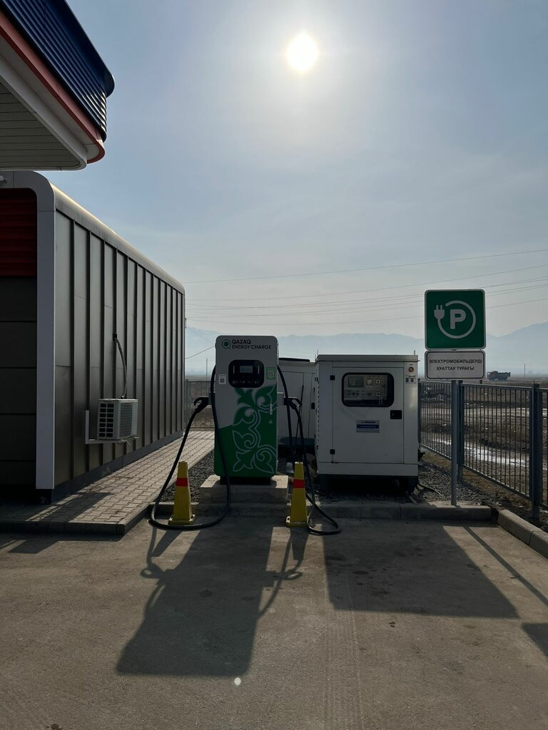 Elektrikli oto şarj istasyonları Qazaq, Almatı eyaleti, foto