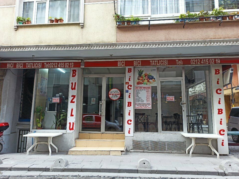 Pasta, şekerleme ve tatlı Buzlu Bici Bici Tatlısı, İstanbul, foto