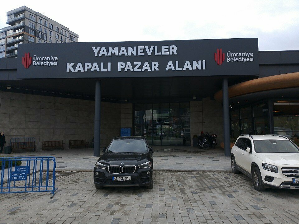 Pazarlar ve çarşılar Ümraniye Belediyesi Yamanevler Kapalı Pazar Alanı, İstanbul, foto