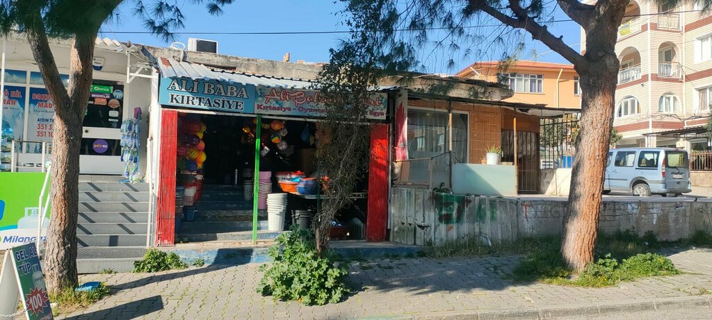 Kırtasiyeler Ali Baba Kırtasiye, İzmir, foto