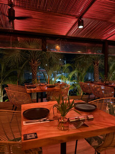 Groov Gastrobar (Mueang Phuket, Nai Harn), bar