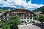 Hotel Weisses Lamm (Trentino-Alto Adige, Bolzano – South Tyrol, Piazza Centrale, 1), otel  Trentino‑Alto Adige'den