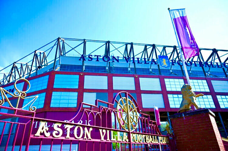 Spor kulüpleri Aston Villa Football Club, Birmingham, foto