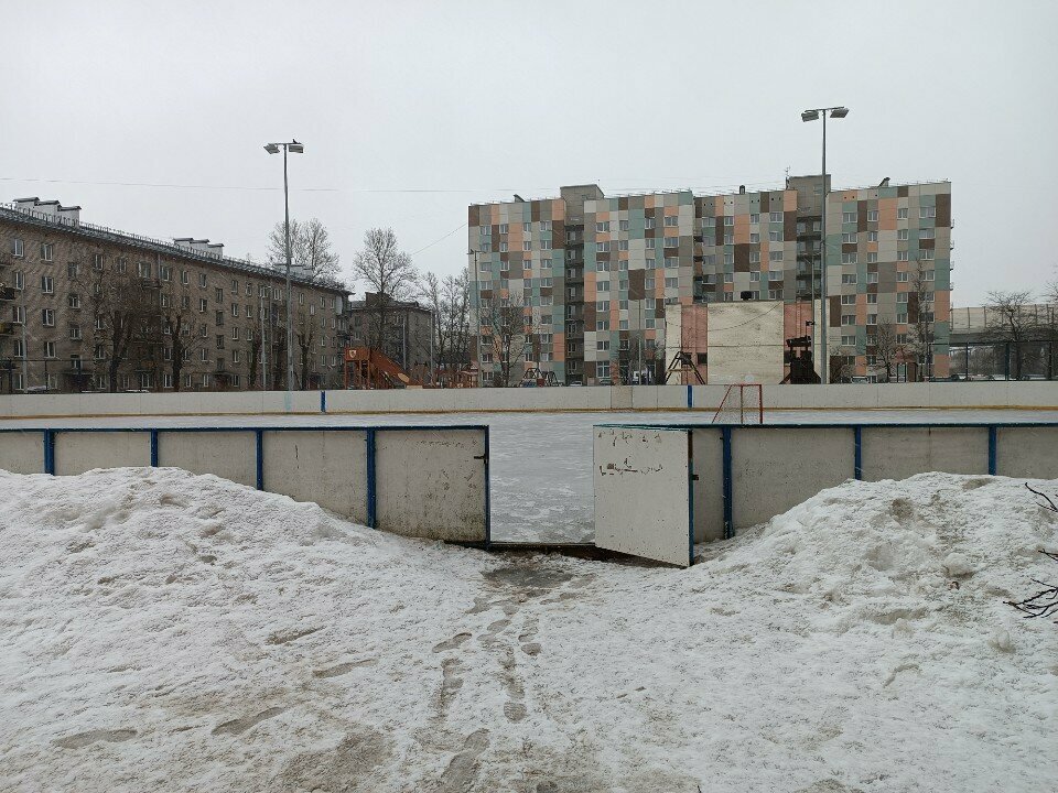 Buz pateni pistleri Ice rink, Saint‑Petersburg, foto