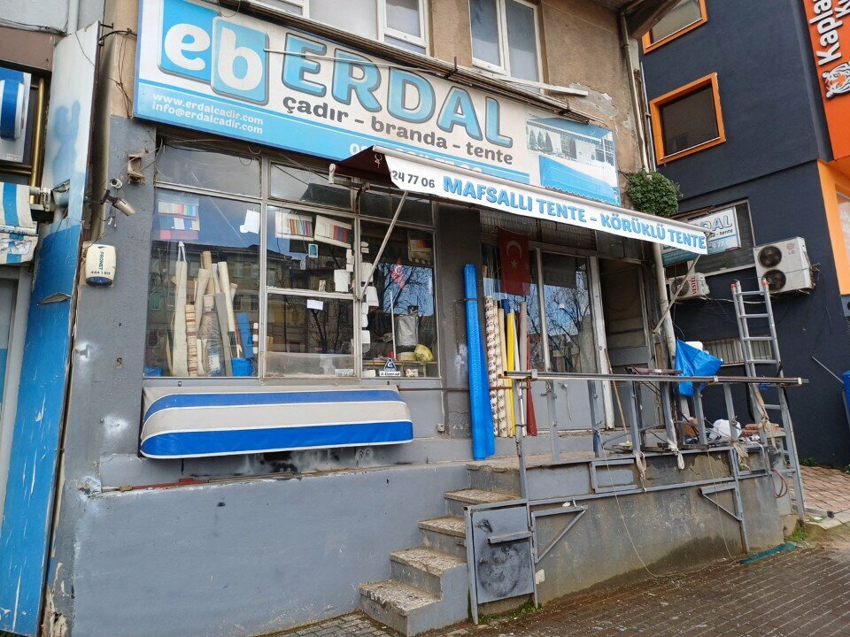 Çerçeve ve çadır yapıları Erdal Branda, Bursa, foto