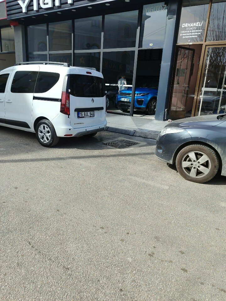 Otomobil satış galerileri Yiğitöz Otomotiv, Bursa, foto