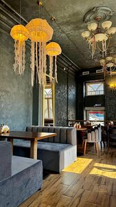 Мадам Мидия (Moskovskaya ulitsa No:53, Novocherkassk), restoran  Novoçerkassk'tan