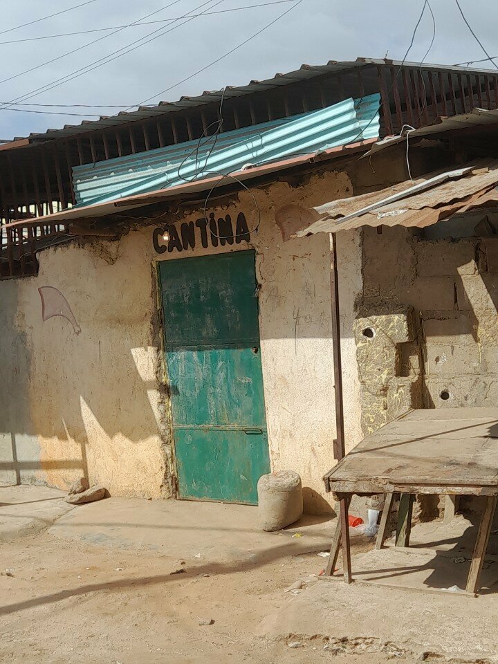 Mini-market Cantina, Loanda, foto