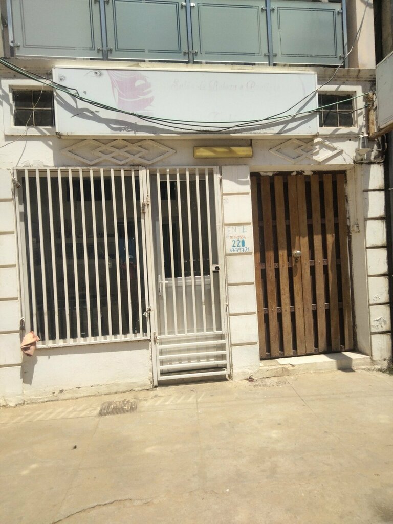 Güzellik salonu Salão de Beleza Chivala, Loanda, foto