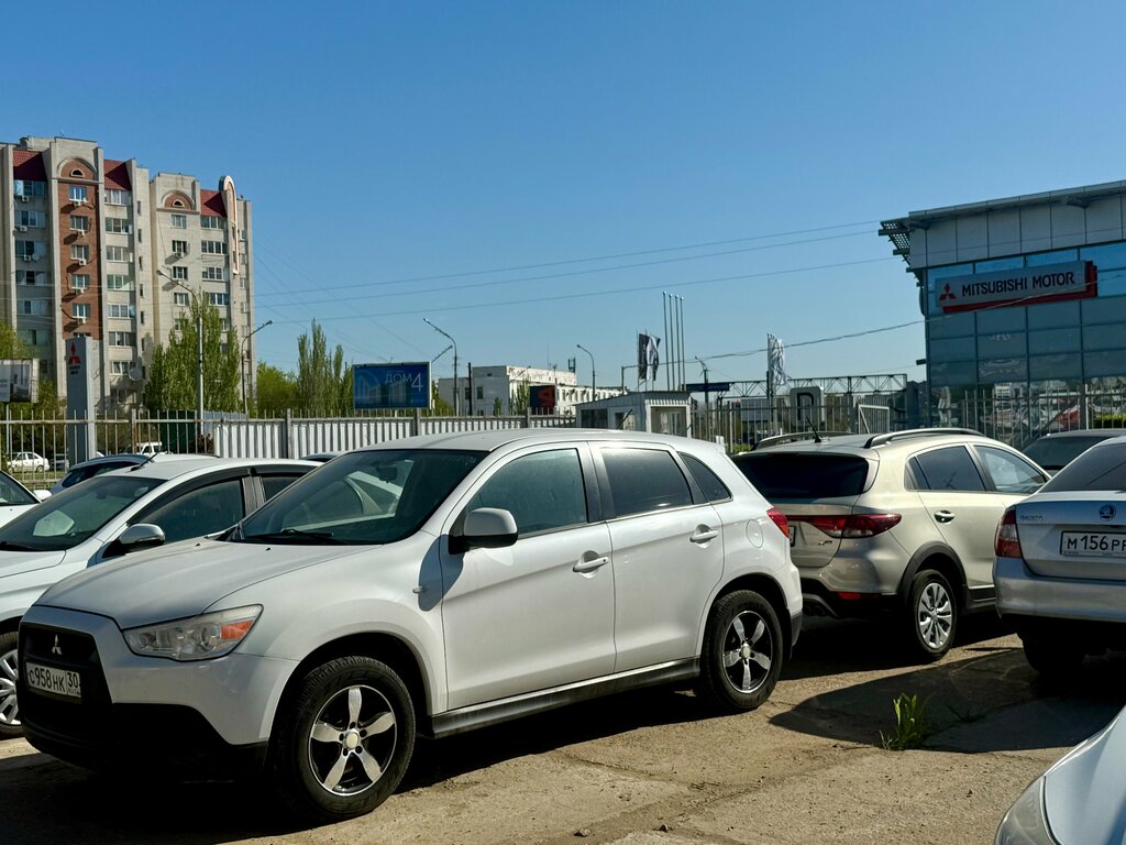 Otomobil satış galerileri Автомобили с пробегом, Колесо, Astrahan, foto