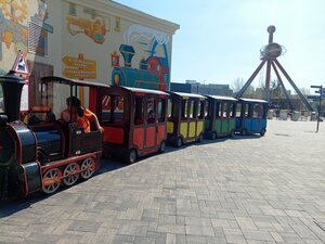 Стимград (Korochanskaya Street No:43В), eğlence merkezleri  Belgorod'dan