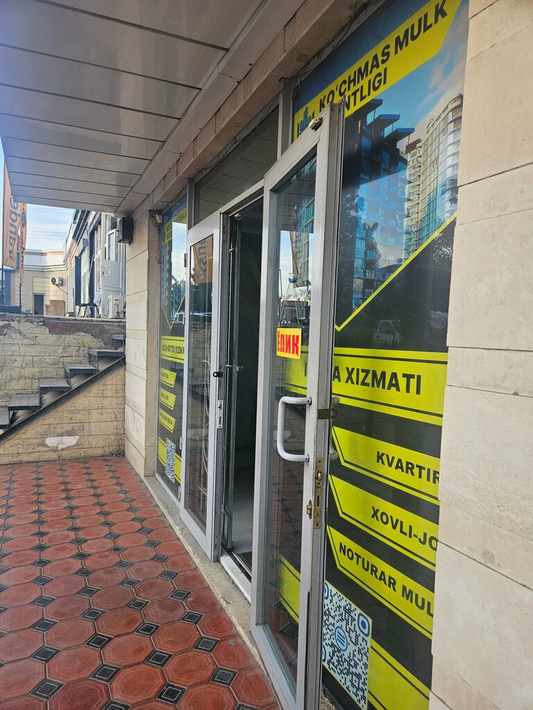 Emlak ofisi Agentstvo Nedvizhimosti Bebakho Mulk Diyori Namangan, Nemengan, foto