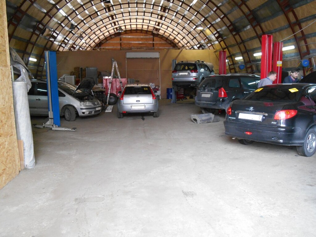 Otomobil servisi France-Service, Moskova, foto