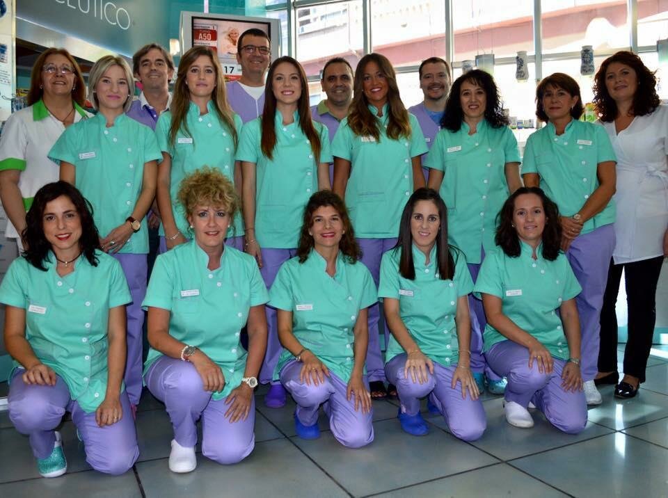 Eczaneler Farmacia 24 Horas Jaén, Jaen, foto