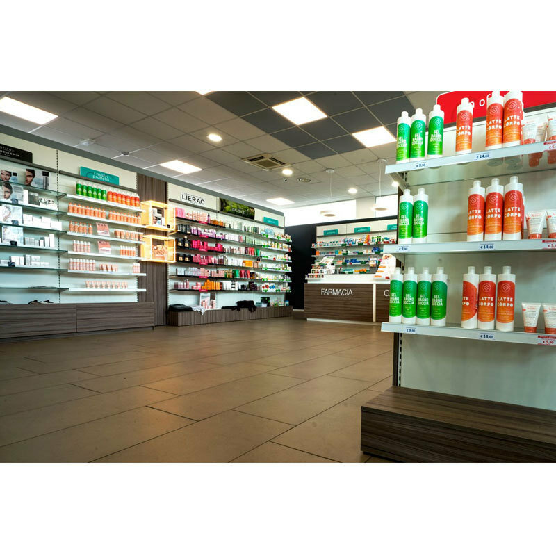 Eczaneler Farmacia Campofiorenzo, Lombardiya, foto
