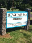 Nova Thrift Shop (United States, Perkasie, 2116 Broad St), giyim mağazası  Pennsylvania'dan