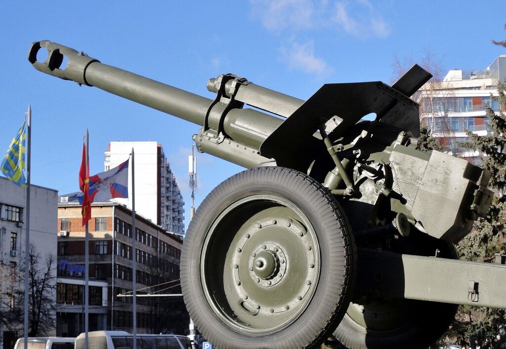 Teknoloji anıtı 152-мм гаубица Д-1 образца 1943 года, Moskova, foto