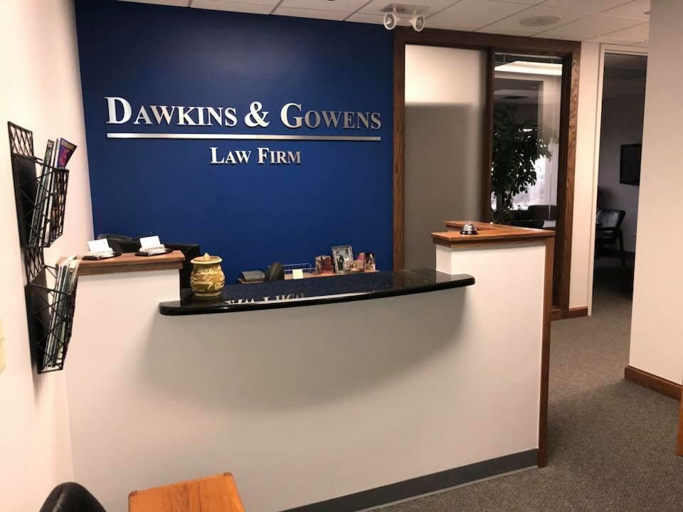 Avukatlar Dawkins & Gowens Law Firm, Edmond, foto