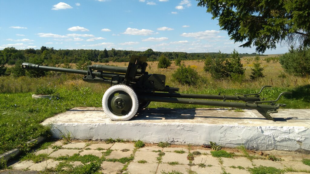 Anıt, heykel Погибшим солдатам, Orlovskaya oblastı, foto