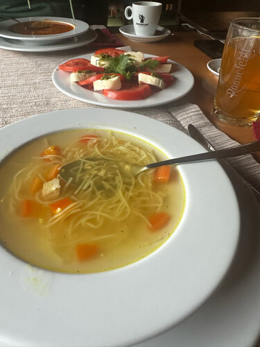 Restoran Crno jezero, Dünya, foto