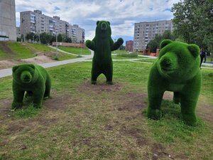 Молодёжный сквер (Murmansk Region, Olenegorsk, Molodyozhny skver), kültür ve eğlence parkları  Olenegorsk'tan