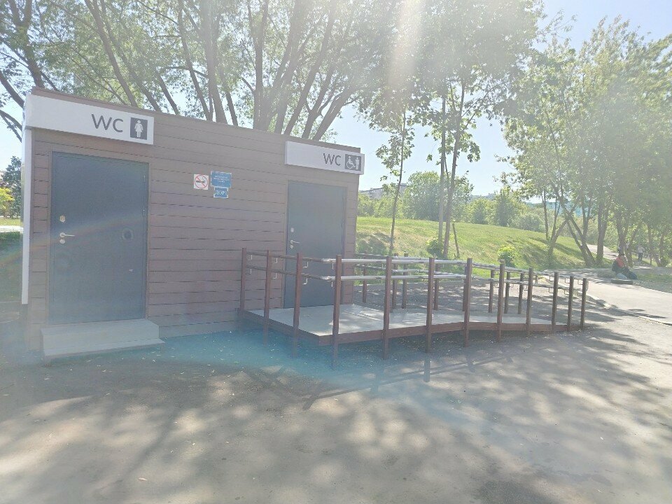Tuvalet Toilet, Moskova, foto
