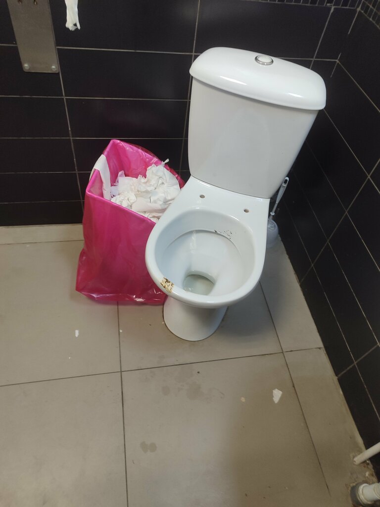 Tuvalet Туалет, Volgograd, foto