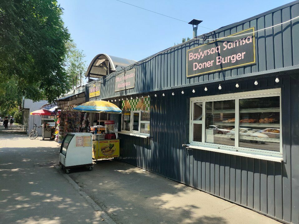 Fast food Berekeli Palay Ortalygy, Almatı, foto