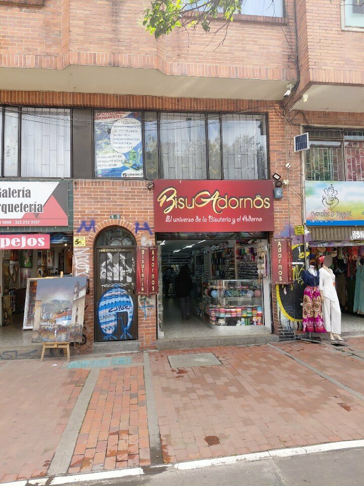 Dikiş malzemeleri Bisu adornos, Bogota, foto