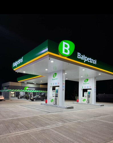 Benzin istasyonu Balpetrol, Balakovo, foto