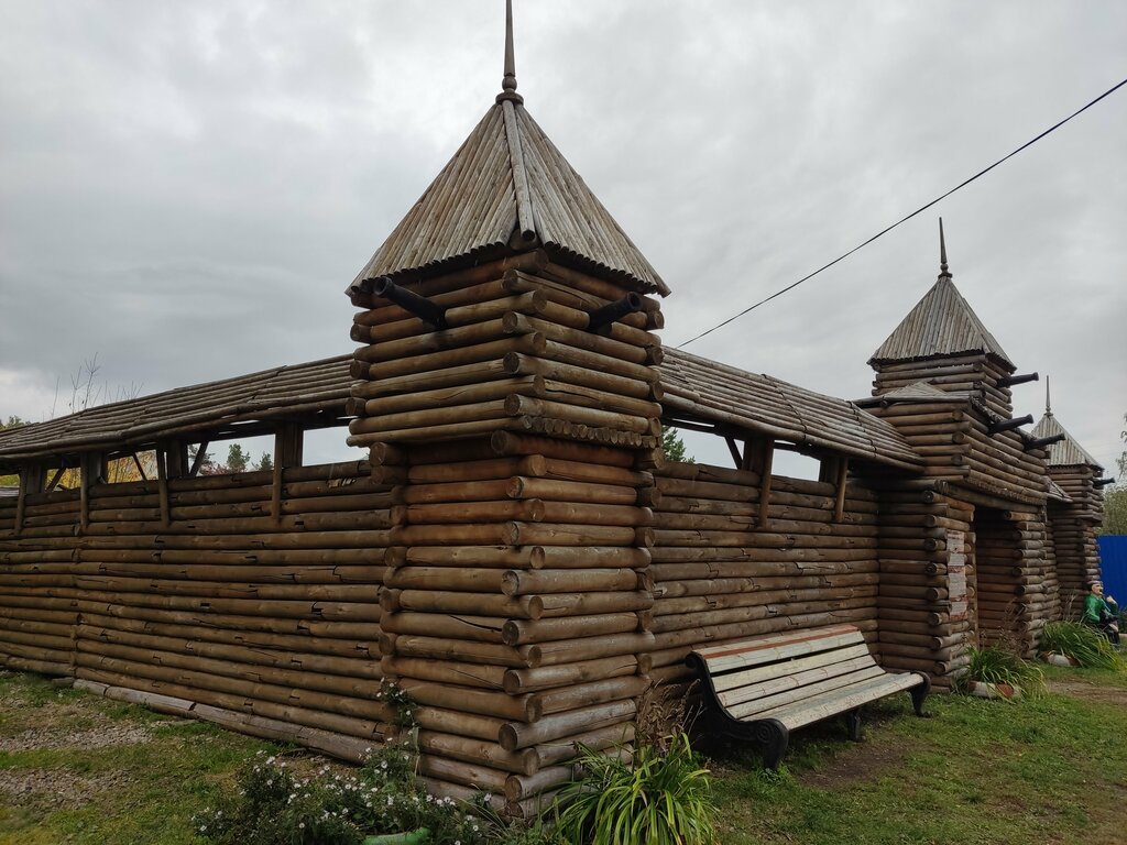 Turistik yerler Деревянная крепость, Çebarkul, foto