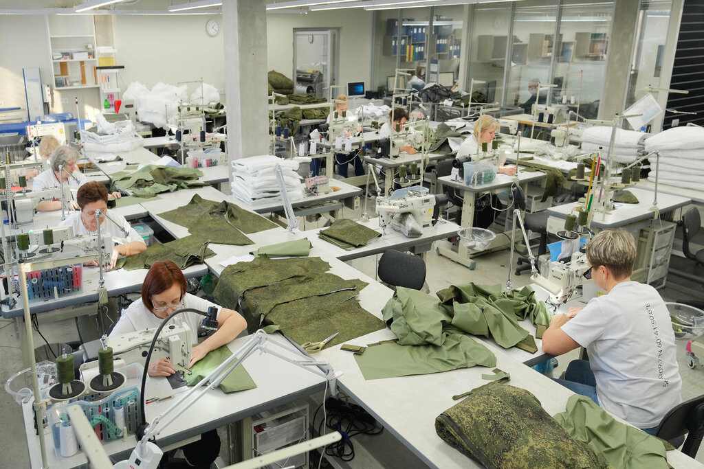 Askeri malzemeler Zubr-force, Minsk, foto