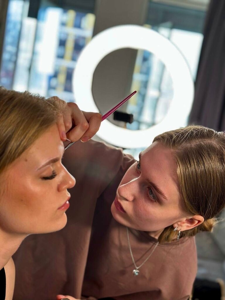 Kaş ve kirpik salonu Kols. brows&lashes, Saint‑Petersburg, foto