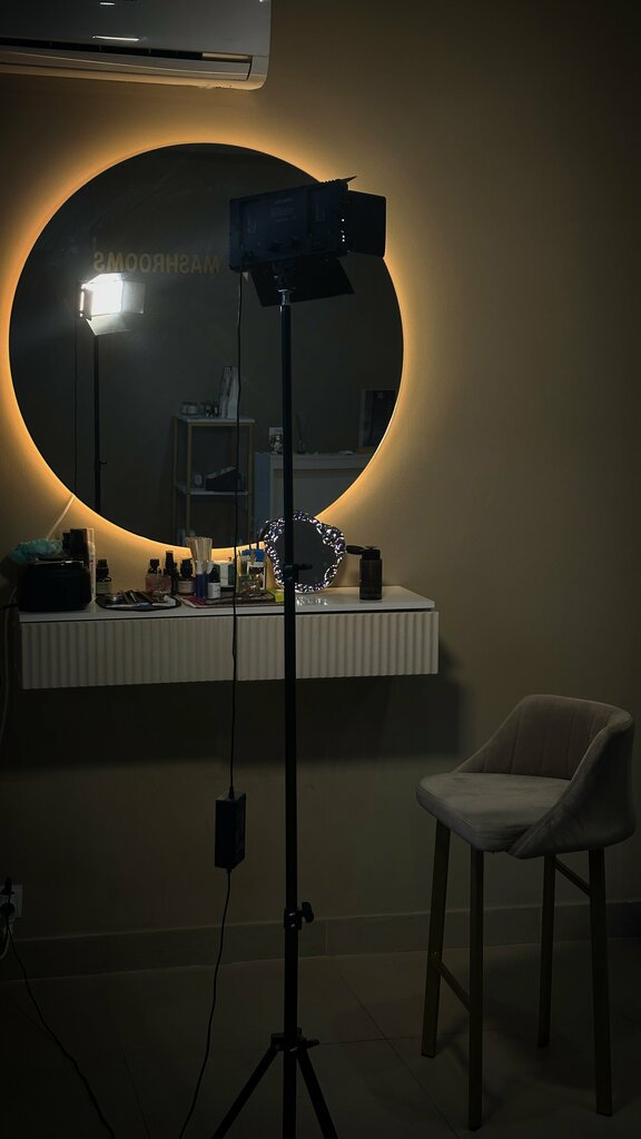 Kaş ve kirpik salonu Brows bukina, Sevastopol, foto