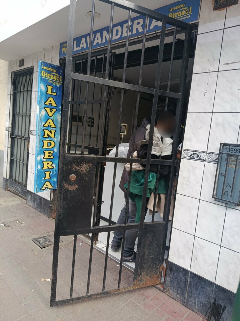 Çamaşırhaneler Lavandería Girasol, Lima, foto