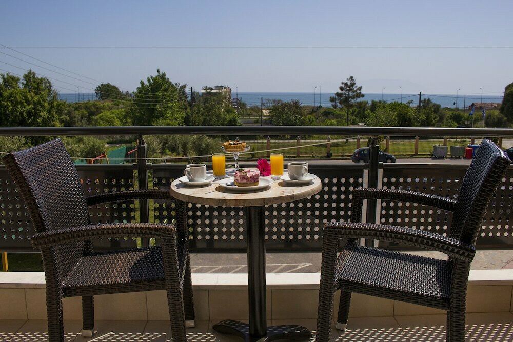 Otel Thalassa Apart Hotel, Dünya, foto