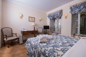 Grand Hotel Terme di Stigliano (Lazio, Roma, Canale Monterano, Bagni di Stigliano 2), otel  Lazio'dan
