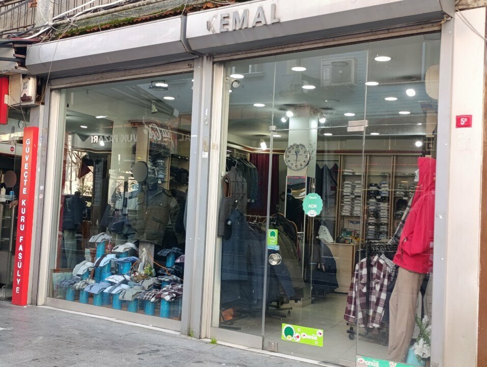 Giyim mağazası Kemal, İstanbul, foto