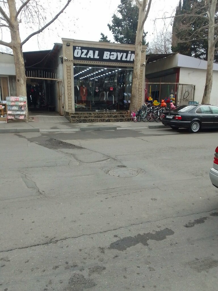 Giyim mağazası Özal man, Mingeçevir, foto
