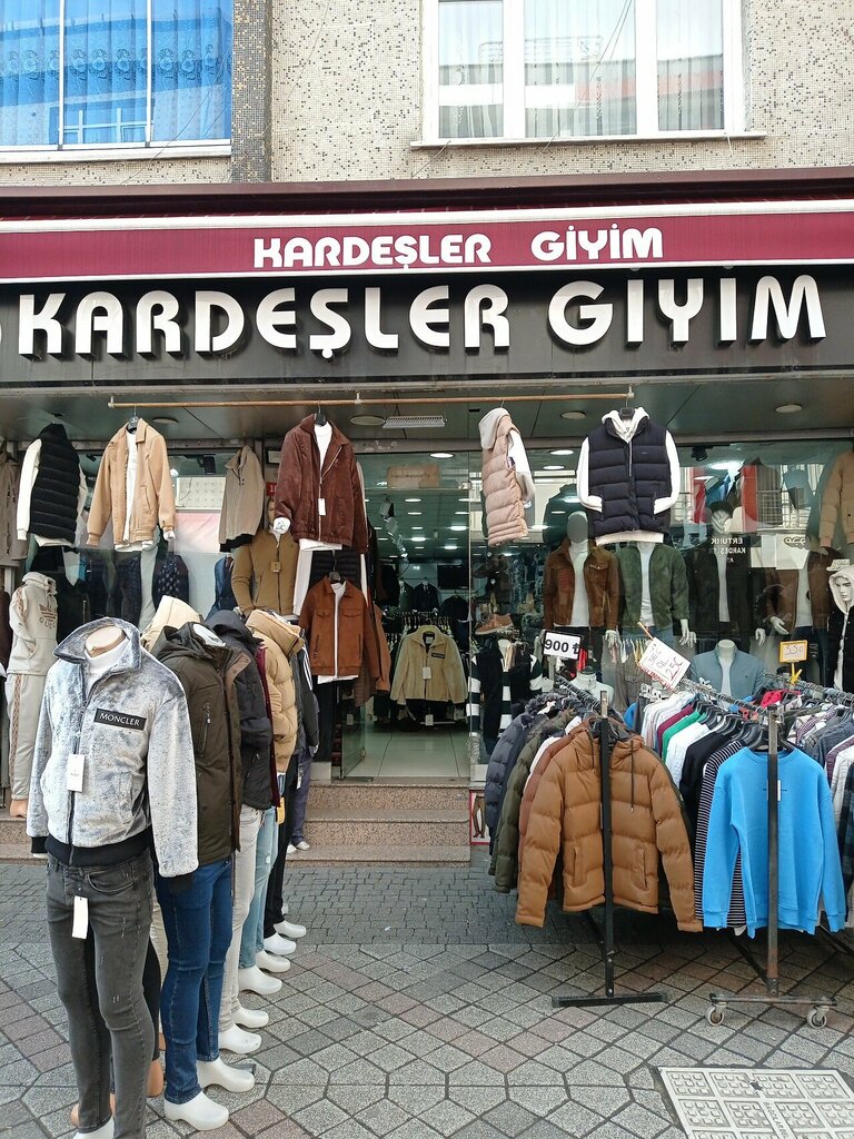 Giyim mağazası Kardeşler Giyim, İstanbul, foto
