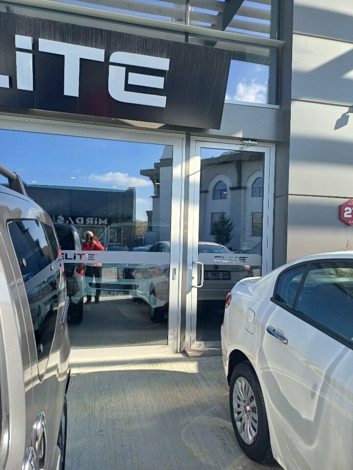 Otomobil satış galerileri Elite Otomotiv, Ankara, foto